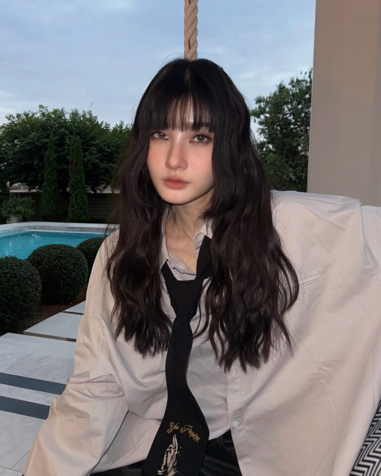 Mable Siriwalee Siriwibool - Girls’ Love (GL)