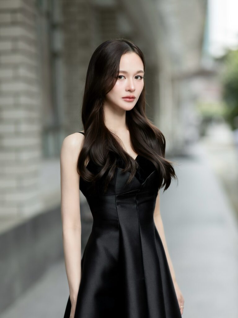 Nur Desoraya Techapaibul - Girls’ Love (GL)